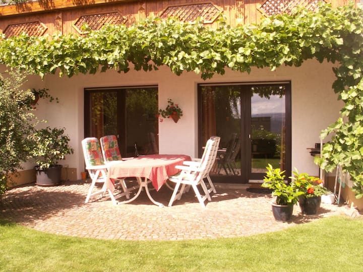 Schöne Ferienwohnung Mit Großer Terrasse - Bad Breisig