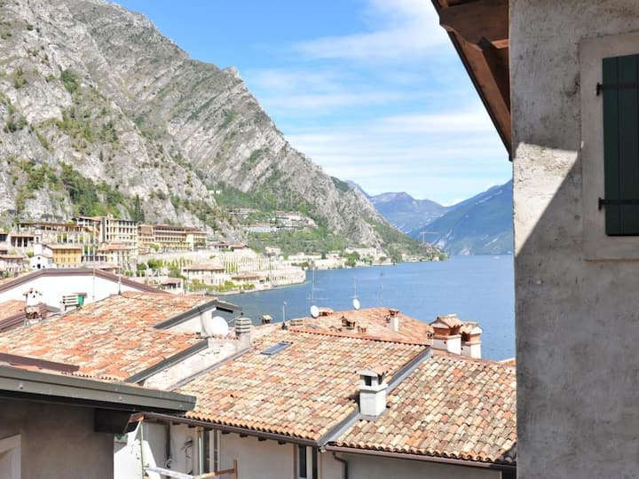Große Wohnung In Limone Sul Garda Mit Terrasse Und - Limone sul Garda