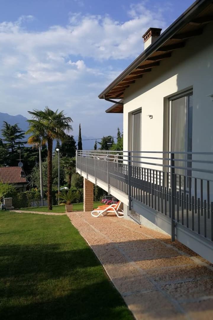 Freistehendes Einzelhaus By Interhome - Malcesine
