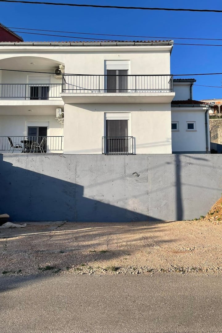 Ivana By Interhome - Selce