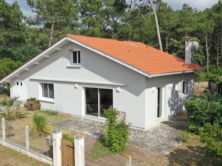 Renoviertes Haus Am Rande Des Landes-waldes - Biscarrosse