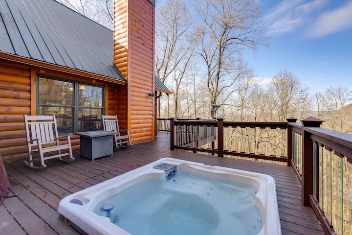 Luxe Mtn-view Cabin W/ Resort Perks In Jasper! - Jasper, GA