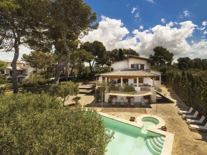 Charmante Familienvilla Am Meer Von Son Veri - S'Arenal