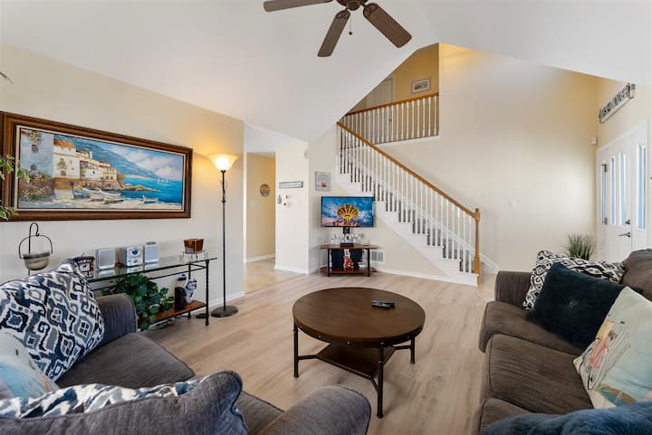 Gorgeous 4 Bedroom Townhome In Diamond Beach - Cape May, NJ