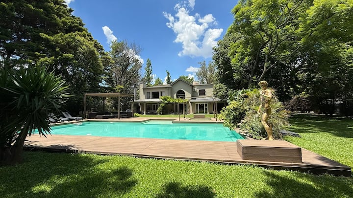 Premium House In Tigre With Garden And Pool - Bella Vista