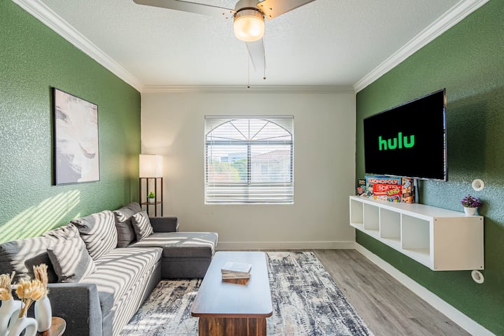 Near Diablo Stadium & Dt Tempe - Gympoolwdprking - Tempe, AZ