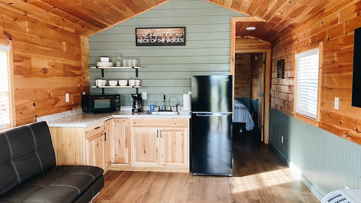 Cabin With Beautiful Fishing Pond View - Cumberland Mountain State Park, Crossville