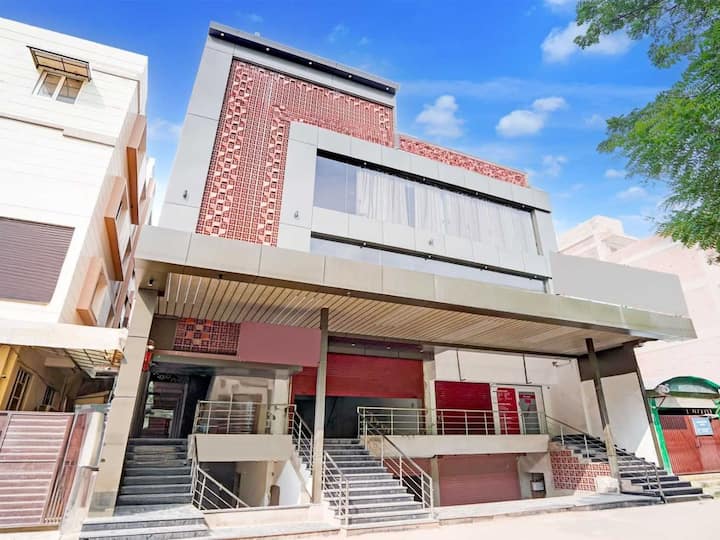 Maison De Ville Oak Ram Lala Mandir Kanpur - Kanpur