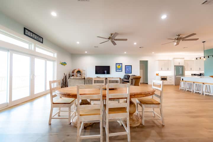 Salty Game Sportfishing Coastal Realty Group - Grand Isle Beach, LA