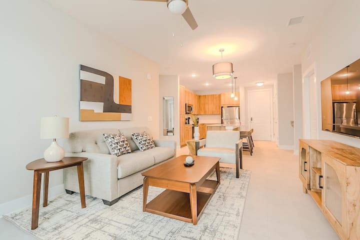 Landing | Modern 2bd, Gym, Clubhouse - Melbourne, FL