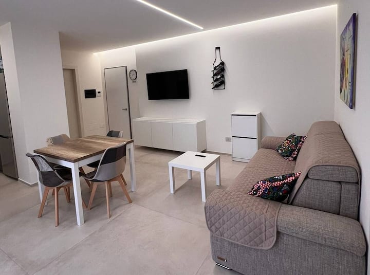 Suite Le Mura. Appartamento Nuovissimo E Completo. - Gela