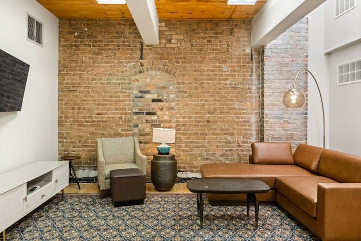 Boutique Retreat Near Local Shops | Pets Allowed - Glenwood Springs, CO