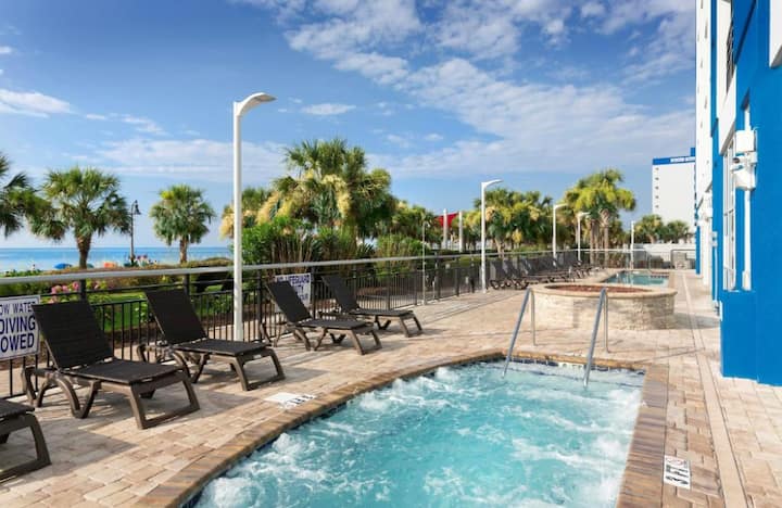 3 Oceanfront Condos W/ Pool Near Arcade Row - Myrtle Beach