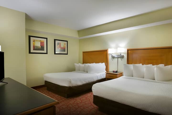 Relaxing Coastal Getaway With Pools | 2 Units - Myrtle Beach, SC