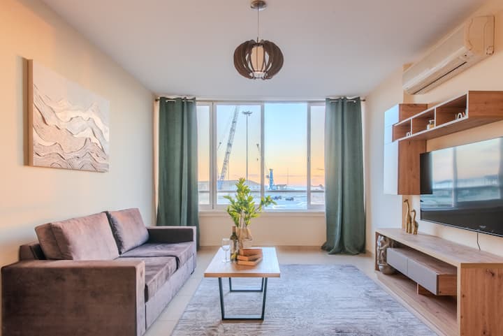 Telmar Port View - 10 Minutes Walk From Finikoudes - Larnaca