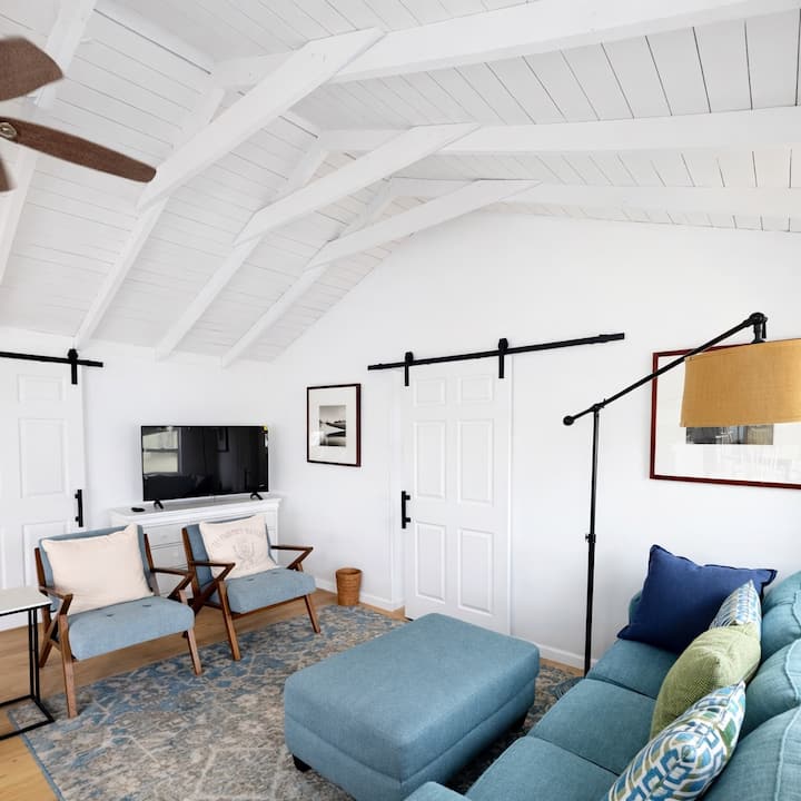 Plum Point Cottage #3 - Chesapeake Beach, MD