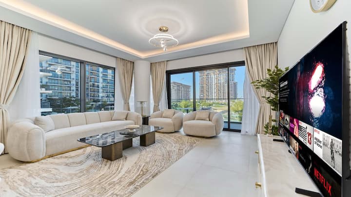 Contemporary 2br In Central Park Viridian - Dubai