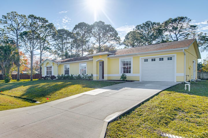 Peaceful Palm Bay Retreat W/ Spacious Yard! - Palm Bay