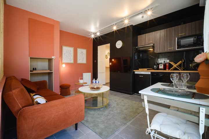 Le Colombe - T1 Bis Proche Airbus ~ Parking - Colomiers