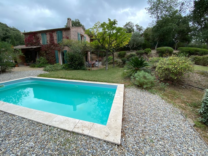 Maison Climatisée Avec Piscine En Pleine Verdure - Hyères