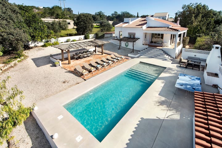 Lovely Vacation Villa In Algarve - Algarve