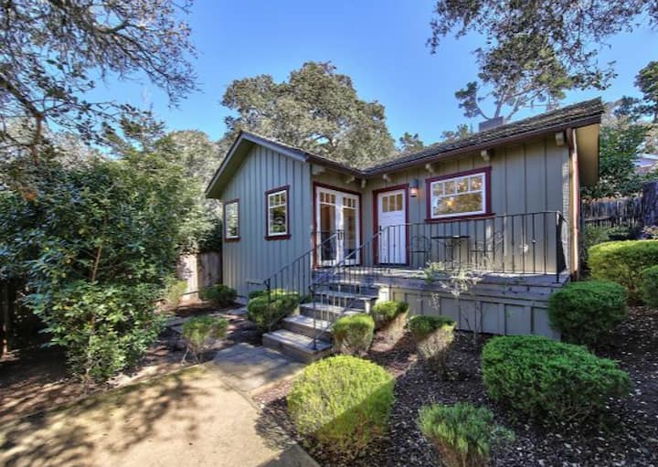 4021 Casey's Cottage - Perfect For Two In Carmel - Carmel-by-the-Sea, CA