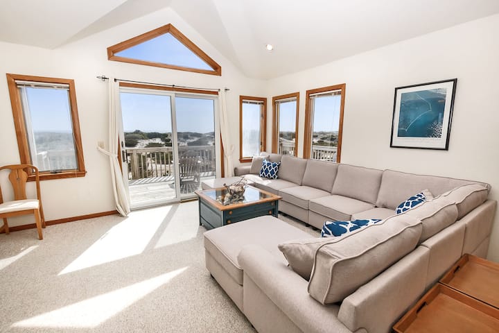 Newly Renovated! | Oceanfront | Beach Access - Outer Banks, NC