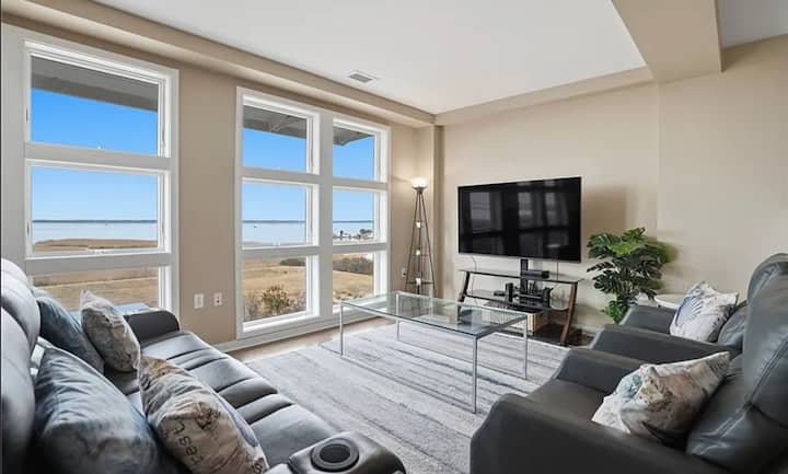 Bayview Sunset Beach Retreat | 4th Floor - Sandbridge Beach, VA