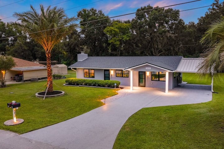 Family-friendly  Sleeps 7-home Close To Fun - Diamond Lake, Belleview