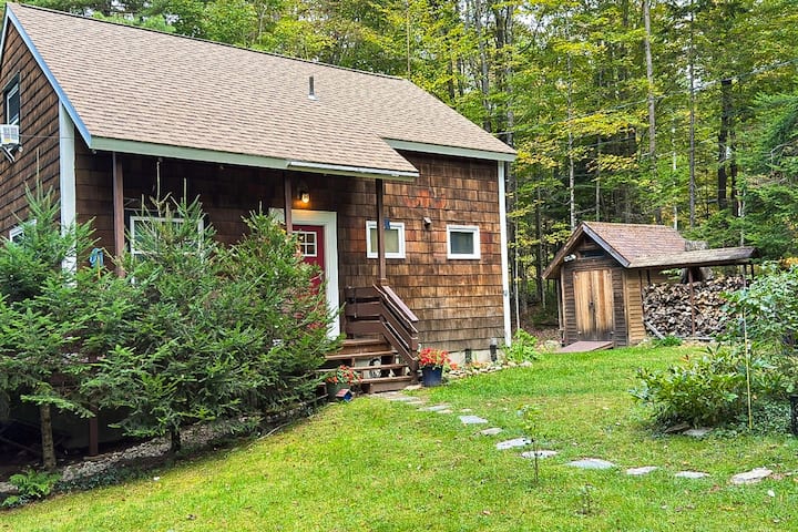 3br Chalet, Woodstove, Bbq, Pool, Gym, Tennis, W/d - Wilmington, VT