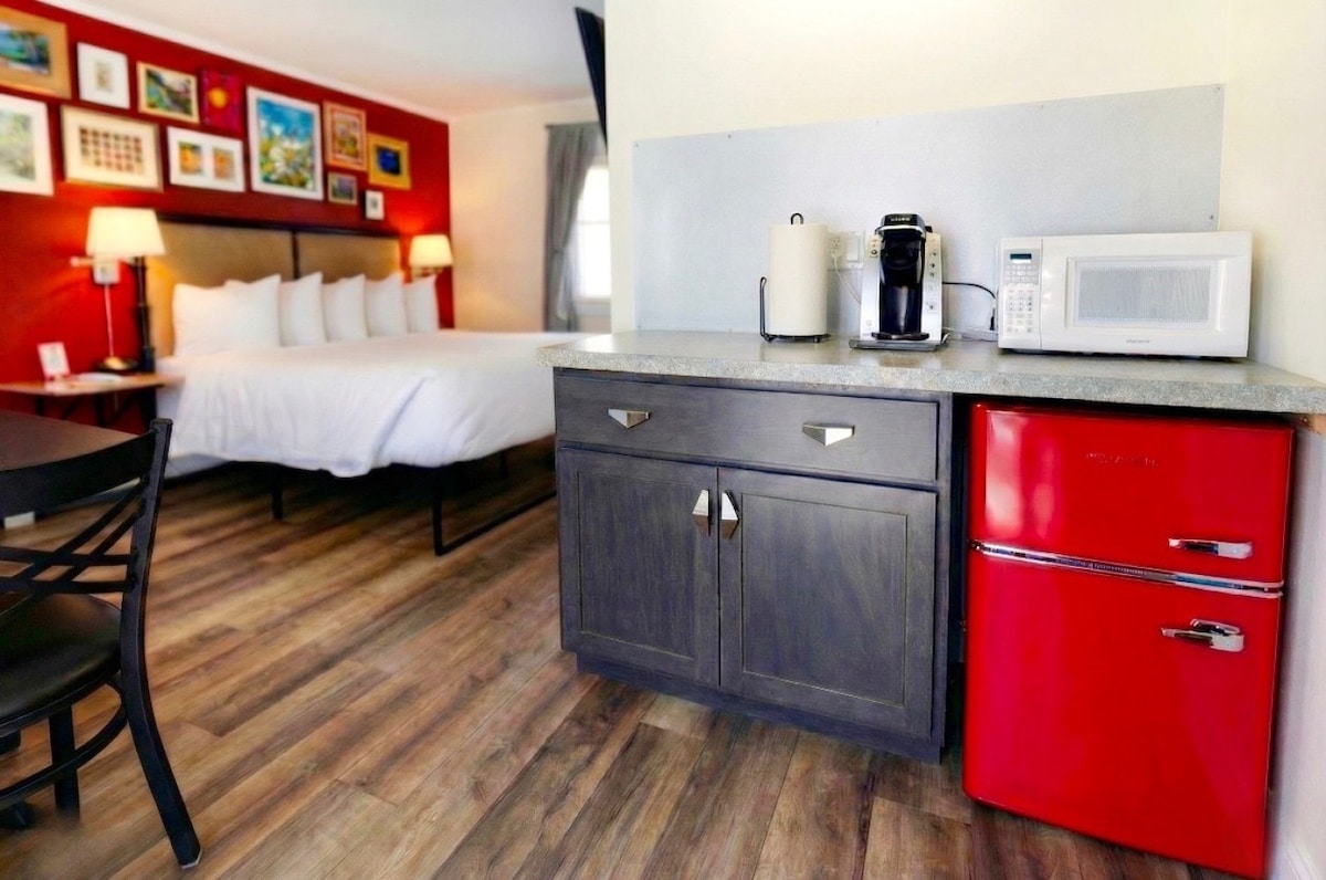 Sleep Woodstock - Dog Friendly King Suite - Hoteles en alquiler en ...