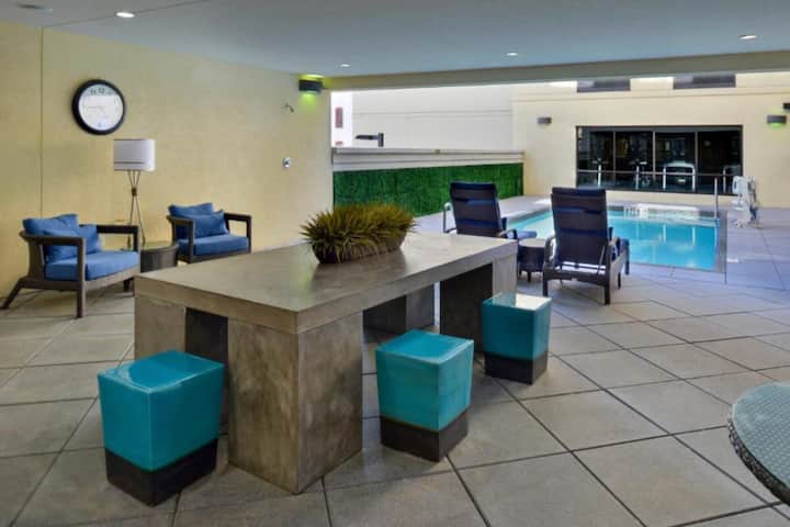 4 Prime Location Stays In Wilmington W/ Pool - Wilmington, NC