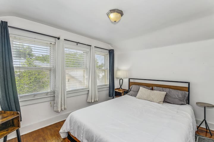 Ict Cute, Cozy And Cheerful 4 Bedroom House - Wichita, KS