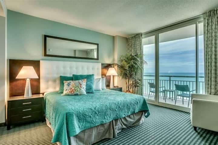 Discover Comfort And Coastal Charm In This 3-bedro - Myrtle Beach