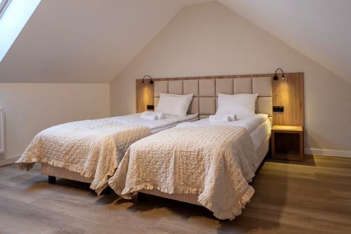 Apartament Skośny Z Antresolą - Szczyrk