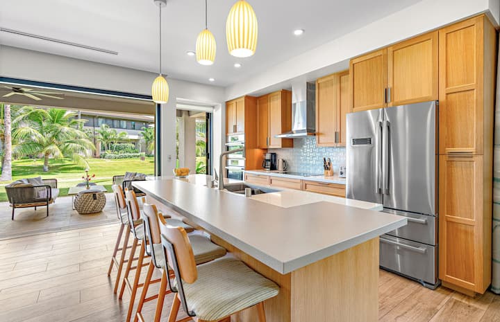 Maui Resort Rentals: Luana Garden Villas 17d/18b - Maui, HI