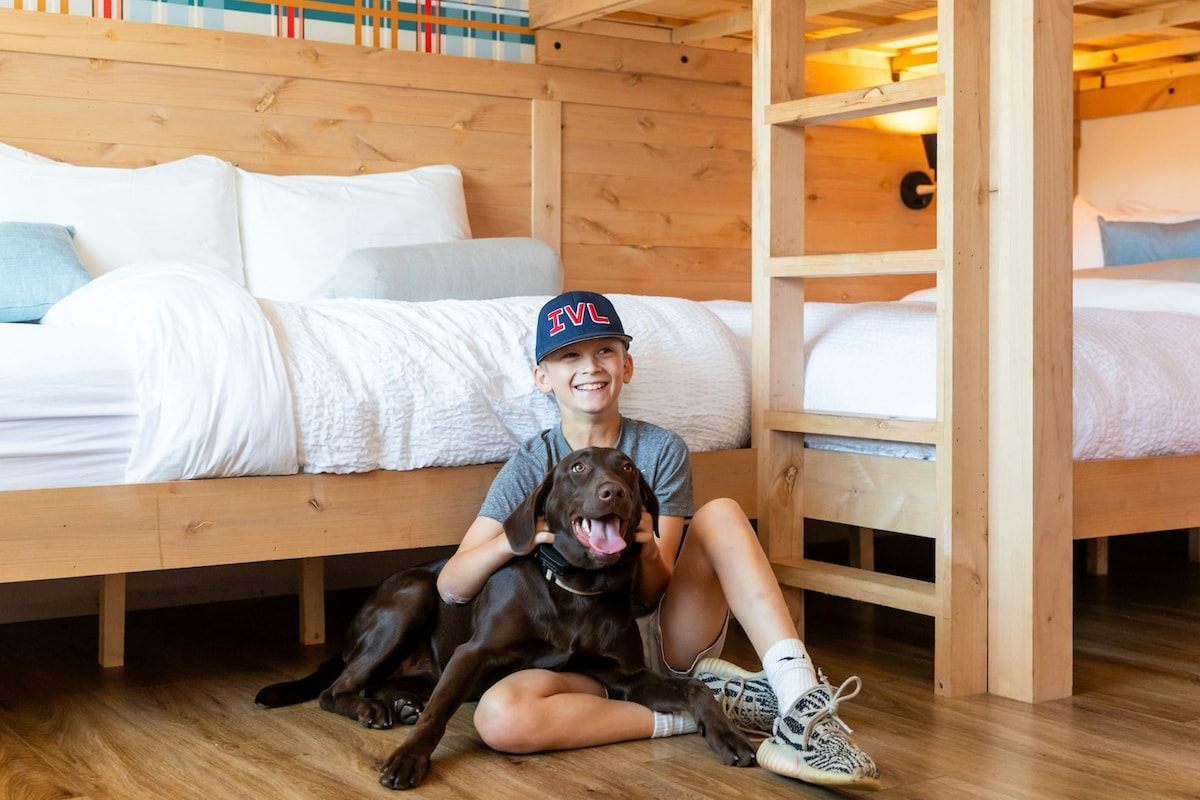 Stilvolle Queensize-Etagenbetten: 1 Meile bis Cedar Point und Sport ...