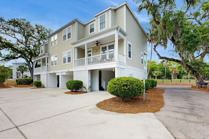 Welcoming 4br Edisto Island | Patio | Near Golf - Edisto Beach, SC