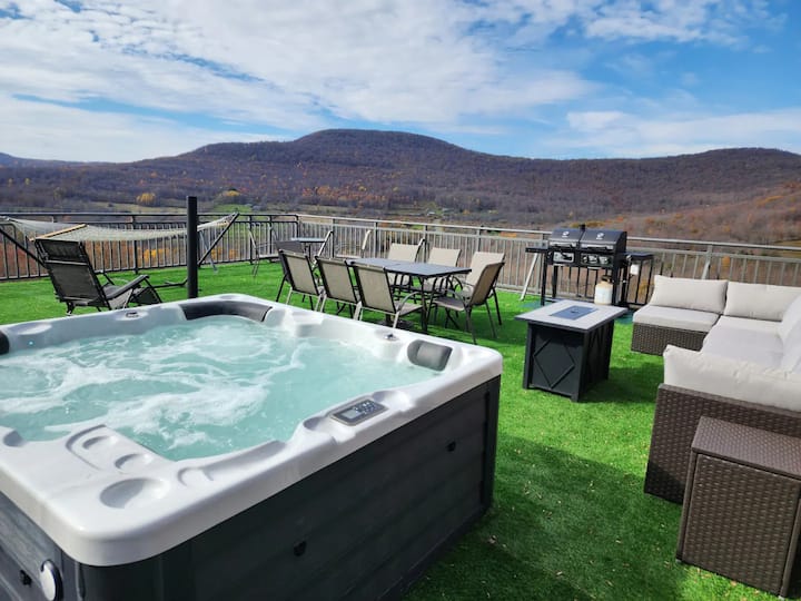 Modern Catskills Retreat With Rooftop Hot Tub - Roxbury, NY