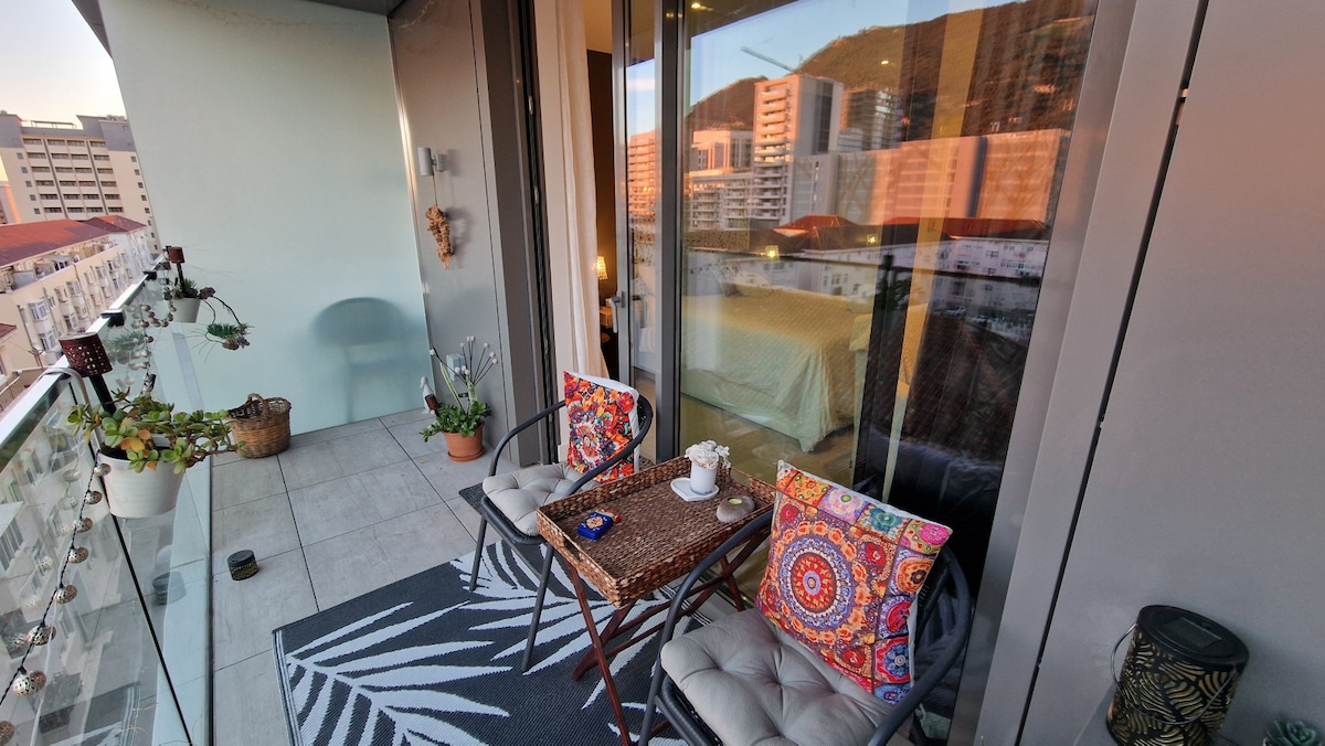 Dream studio getaway with pool - Flats for Rent in Gibraltar, Gibraltar ...