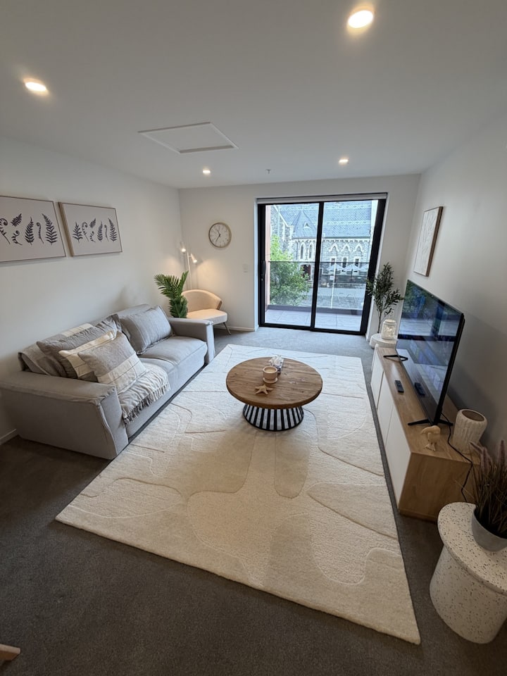 Spacious 1br Apartment In Manchester Street - Christchurch