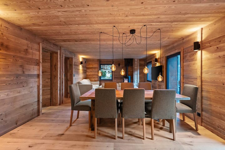 Cozy Alpine Chalet Apartment - Champéry
