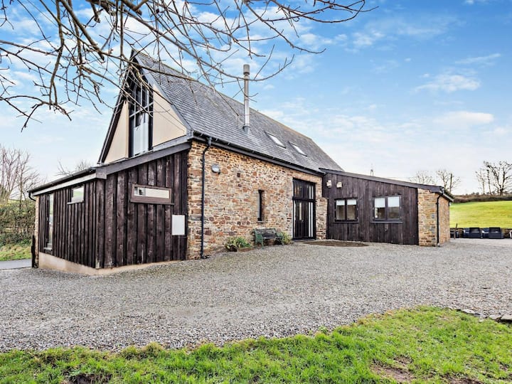7 Bed In Bideford (Oc-93523) - Barnstaple