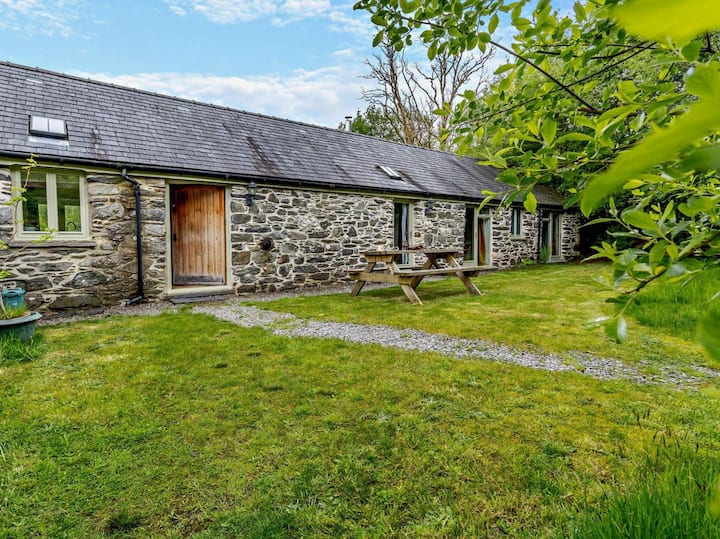 2 Bed In Machynlleth (Oc-93644) - Machynlleth
