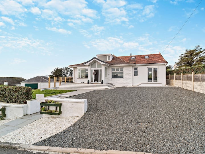 4 Bed In Portpatrick (95819) - Portpatrick