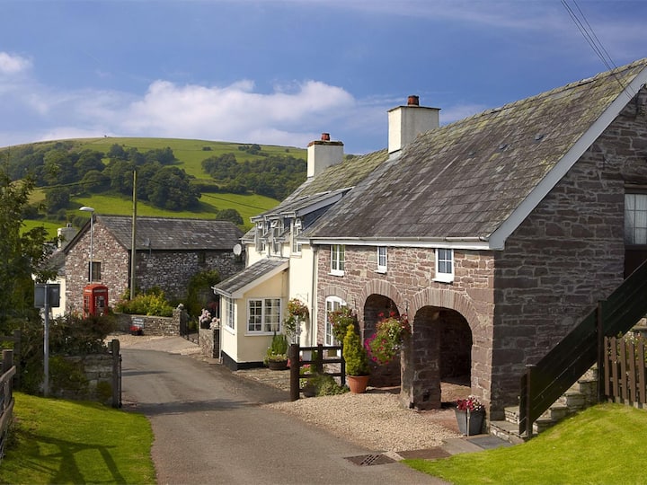 2 Bed In Brecon (Oc-bn178) - Brecon
