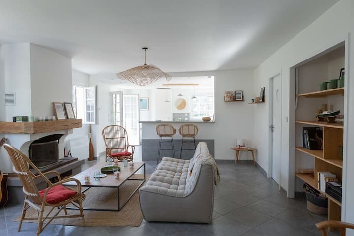 Maison Spacieuse Avec Piscine Grand Jardin - Étang de Lacanau