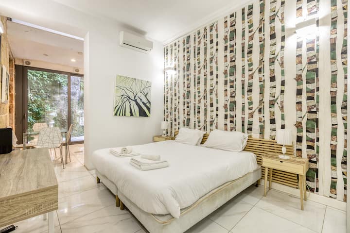 Traditional Suite With Private Patio In Valletta - La Valette