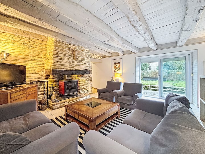 Maison Du Paradis By Interhome - Malestroit