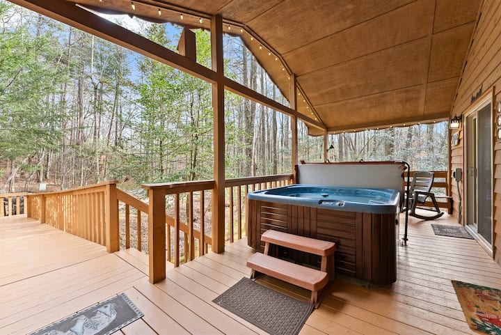 Alpen Creek Hideaway Cabin - Helen, GA